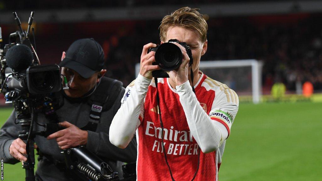 Arsenal: Martin Odegaard defends celebrations after Liverpool game - BBC Sport