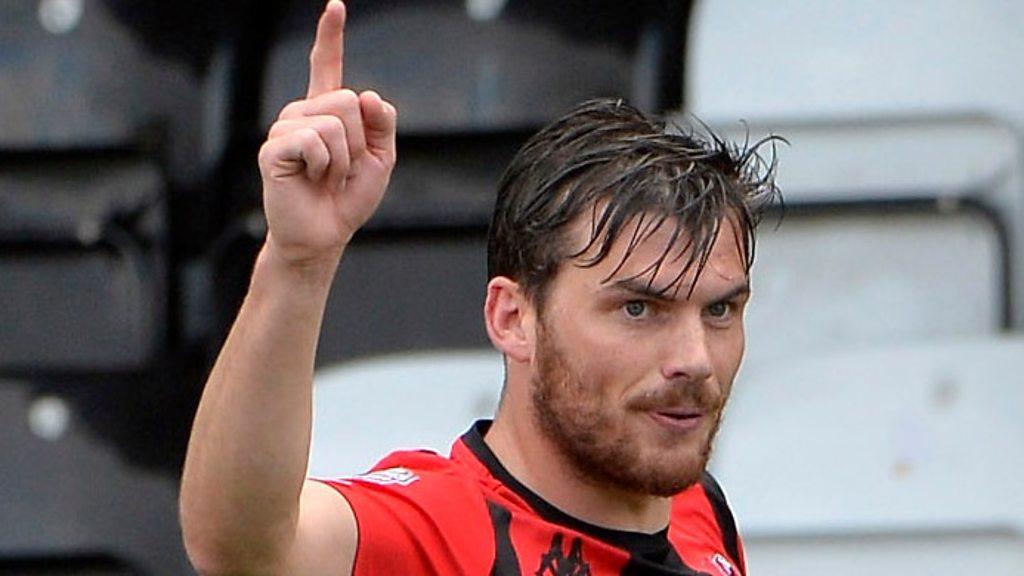 Philip Lowry double as Crusaders ease past Dungannon Swifts - BBC Sport