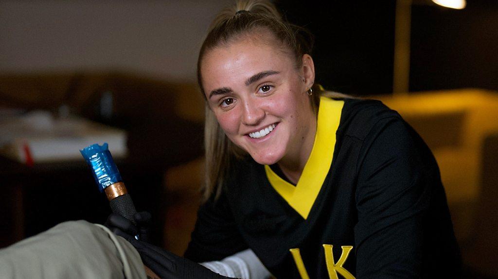 Georgia Stanway: England and Bayern Munich midfielder takes tattooing ...