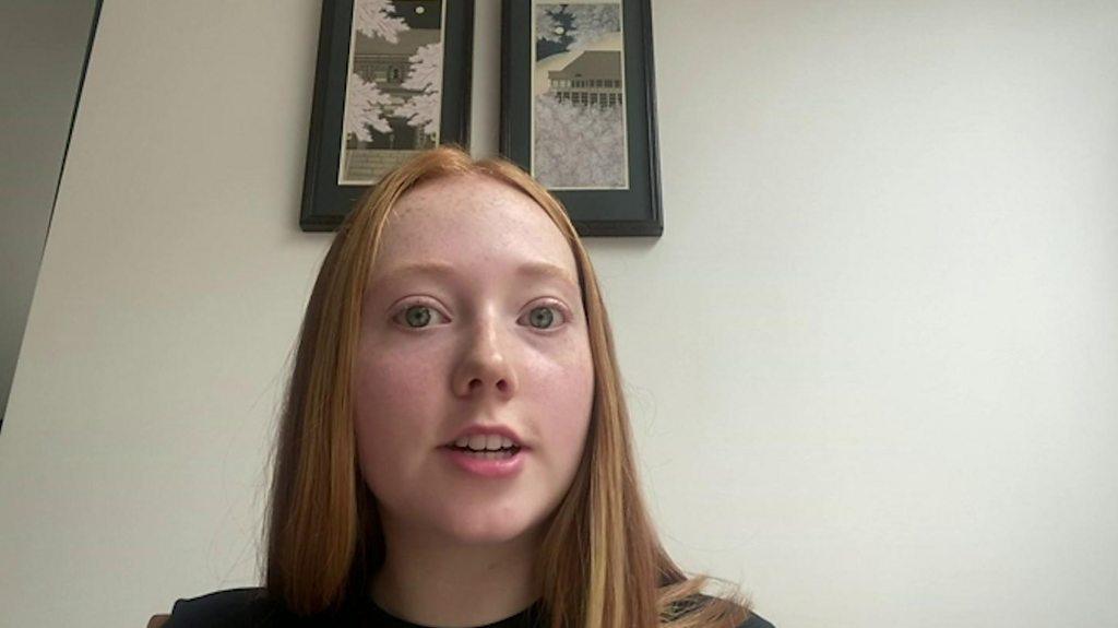 Ava and the Perfect Sense pin badge - BBC Newsround