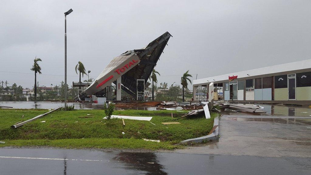 Fiji hit by its strongest ever cyclone - BBC Newsround