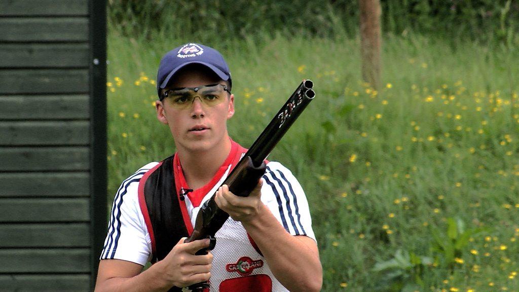 Ben Llewellin: Wales' shooting star with a rally champion father - BBC ...