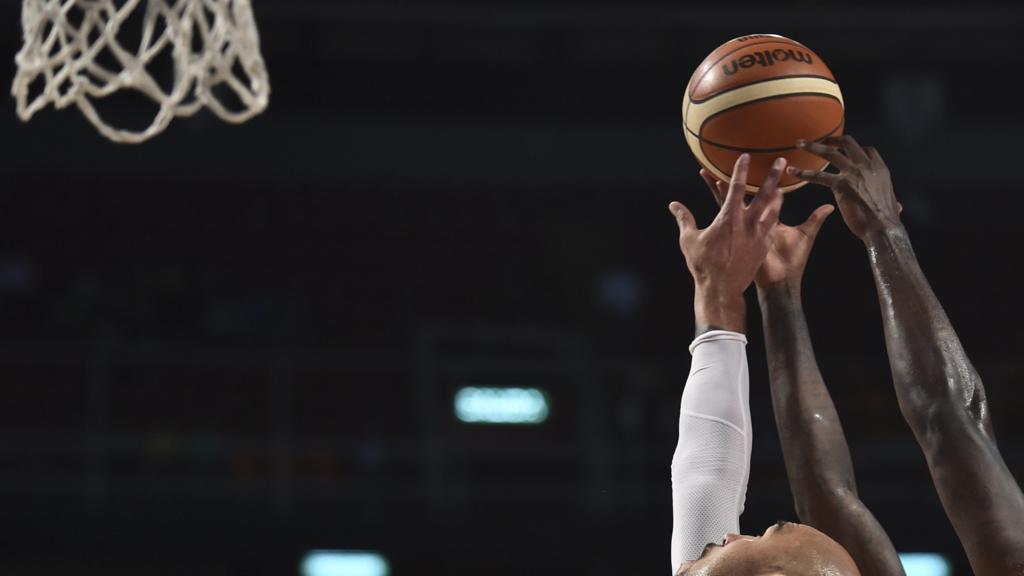 Basketball: Men - Australia v USA - BBC Sport