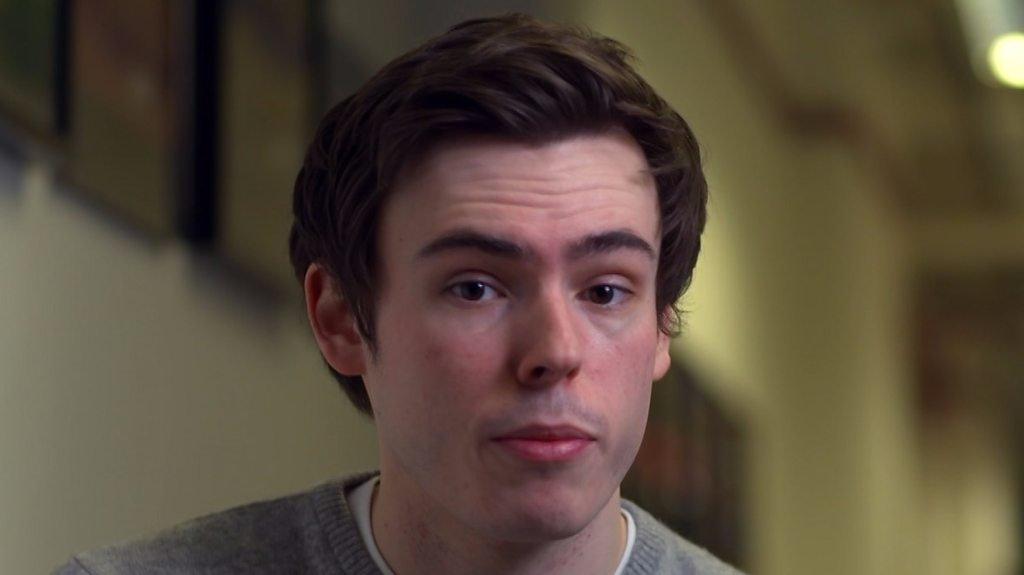 Comedian Rhys James on Hector Bellerin's 'sass' & 'ball boy bants ...