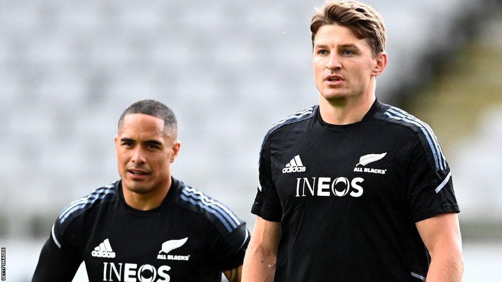 Aaron Smith and Beauden Barrett: All Blacks to join Japanese club - BBC ...