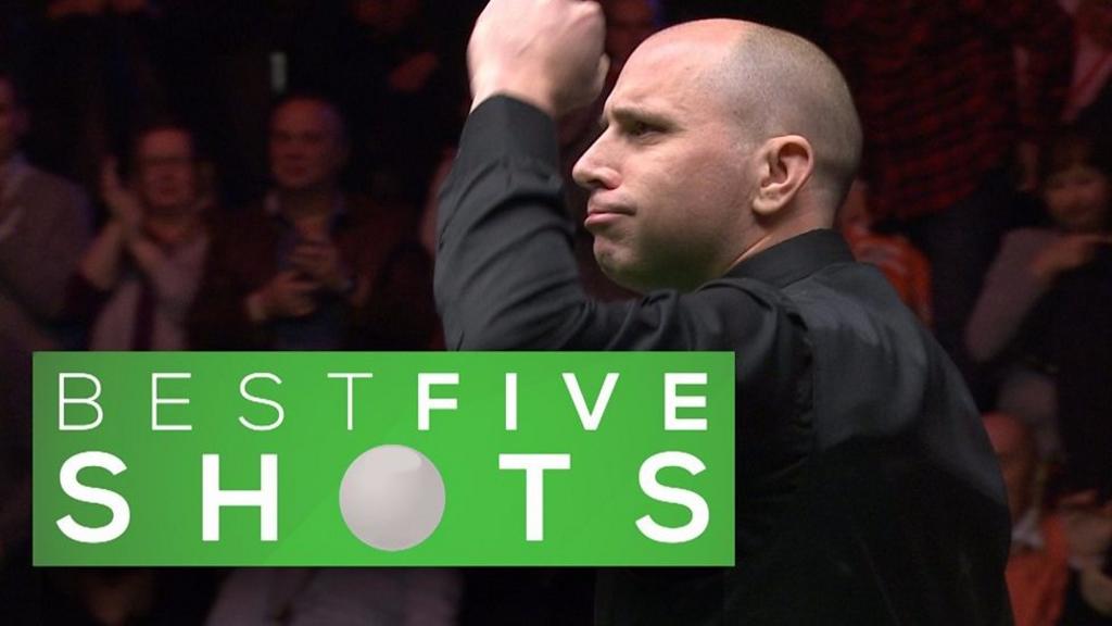 Masters 2017: Five great shots as Joe Perry stuns Barry Hawkins - BBC Sport