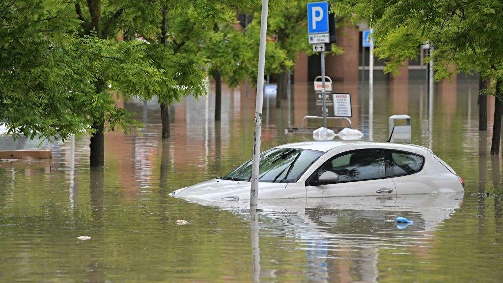 Hail storm hits Reutlingen in Germany - in August! - BBC Newsround
