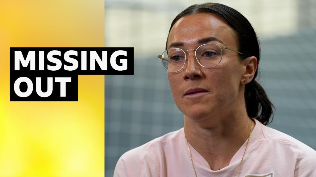 Lucy Bronze: England defender sympathises with Barcelona team-mates ...