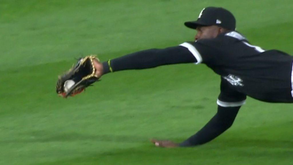 MLB: 'Superhuman stuff!' - White Sox's Robert makes impressive diving ...