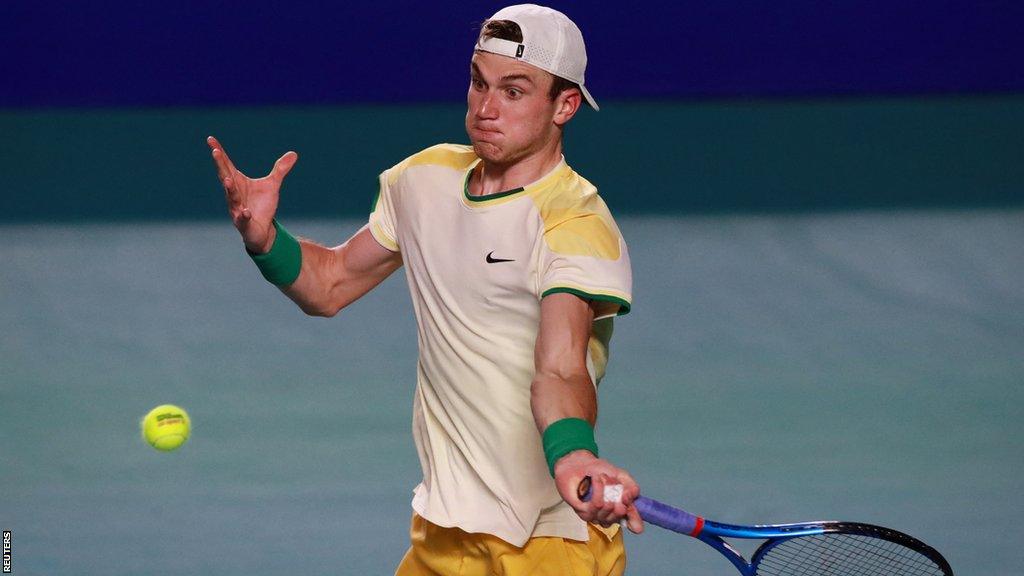 Mexican Open: Britain's Jack Draper forced to retire from semi-final ...