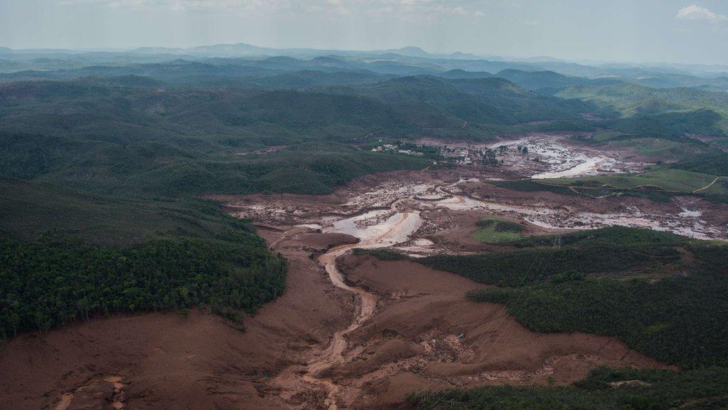 Toxic mud spill in Brazil reaches ocean - BBC Newsround