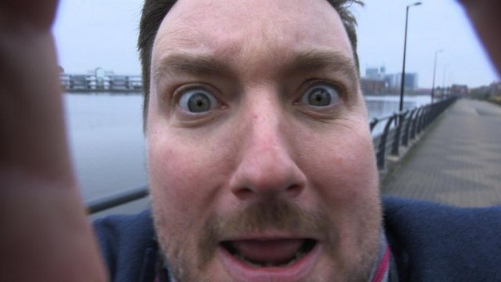 Jake Yapp on the bonkers world of transfer deadline day - BBC Sport