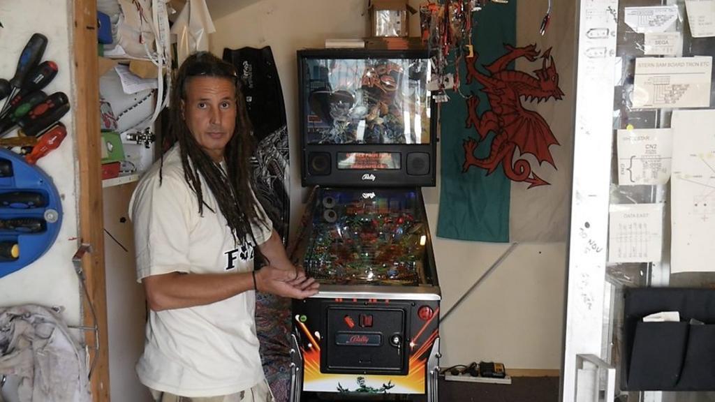 Dewin y Pinball - BBC Cymru Fyw