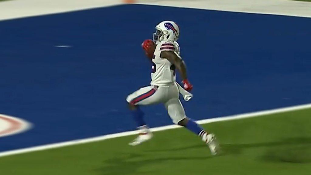 NFL: Christian Wade scores 65-yard touchdown for Buffalo Bills - BBC Sport