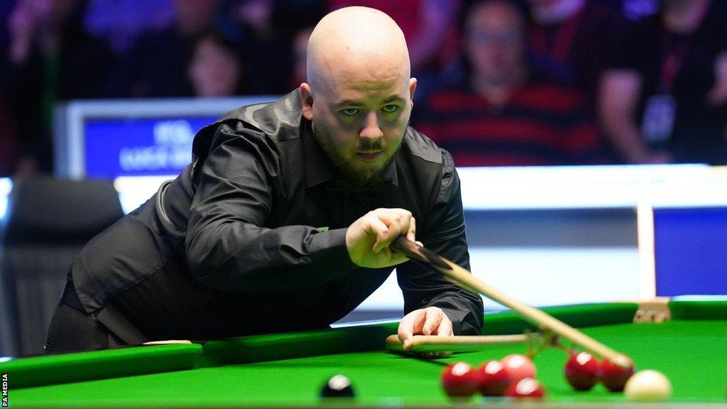 UK Championship 2023: Luca Brecel advances with win over Yuan Sijun ...
