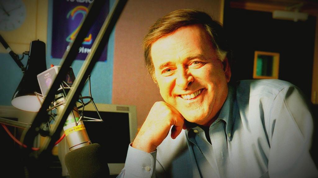 Sir Terry Wogan: When Garin Jenkins met the true rugby fan - BBC Sport
