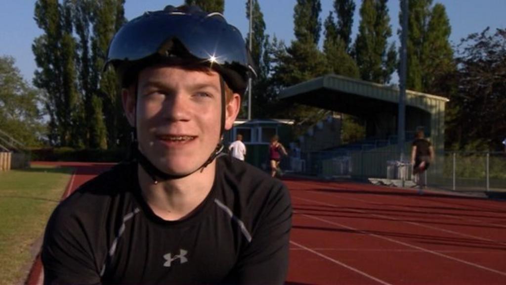 Jamie Edwards: Young wheelchair athlete hopes to emulate Weir - BBC Sport
