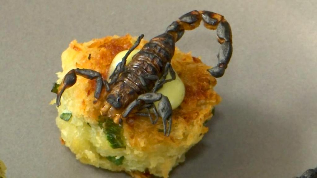 Edible insects are on the menu in New York City. - BBC Newsround