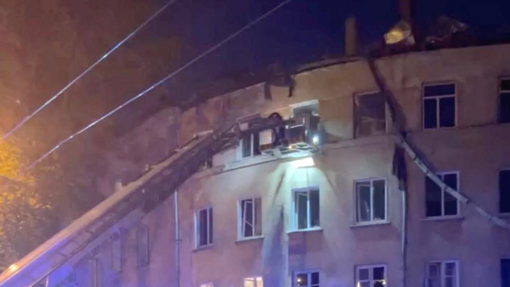 Ukraine war: Three dead and 50 flats damaged in Russian strike on Lviv ...