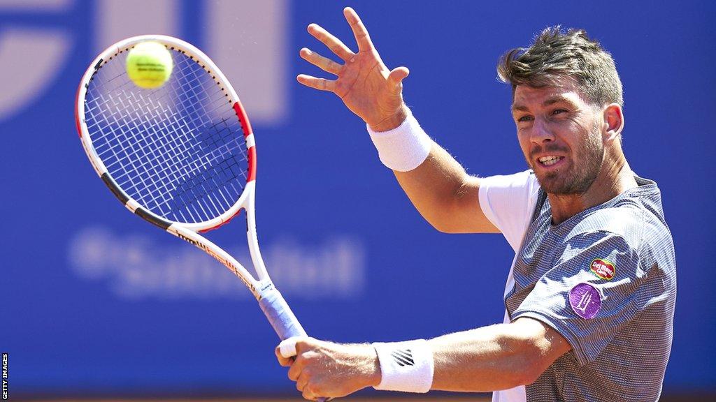 Barcelona Open: Britons Cameron Norrie and Dan Evans cruise into last ...