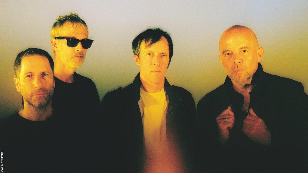 Premier League predictions: Chris Sutton v Ride's Andy Bell & Steve ...