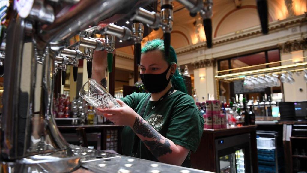 Covid: Pubs reopen in Scotland and Wales as lockdown eases - BBC News