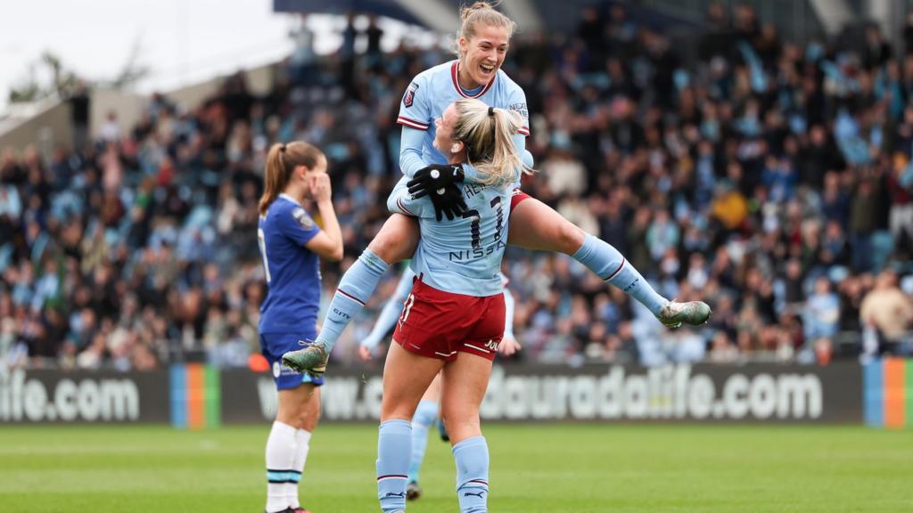 WSL LIVE: Watch Man City v Chelsea, follow Villa v Leicester & Reading ...