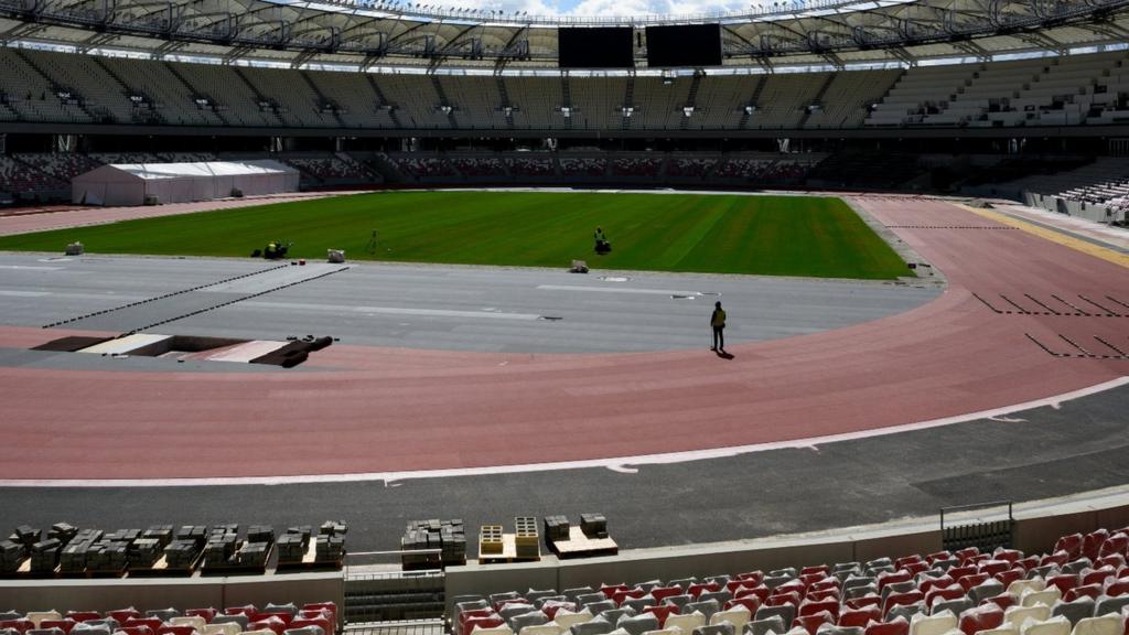 World Athletics Championships LIVE: Matthew Hudson-Smith and Wayde van ...