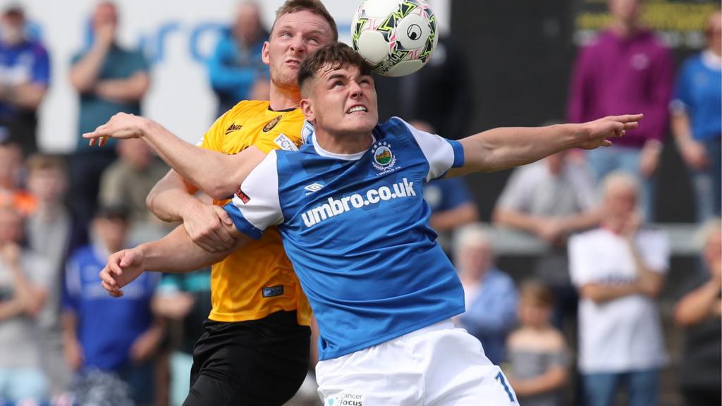 All the action as it happened - Carrick Rangers 2-1 Linfield - BBC Sport