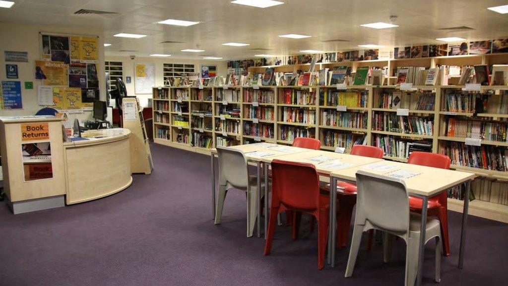 'I wrote a crime novel and went to prison' - BBC News