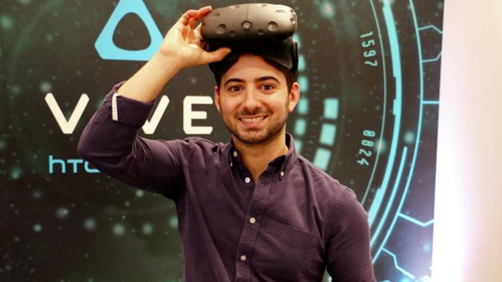 CES 2016: Oculus Rift, Vive (HTC), Playstation VR gaming headsets - BBC ...
