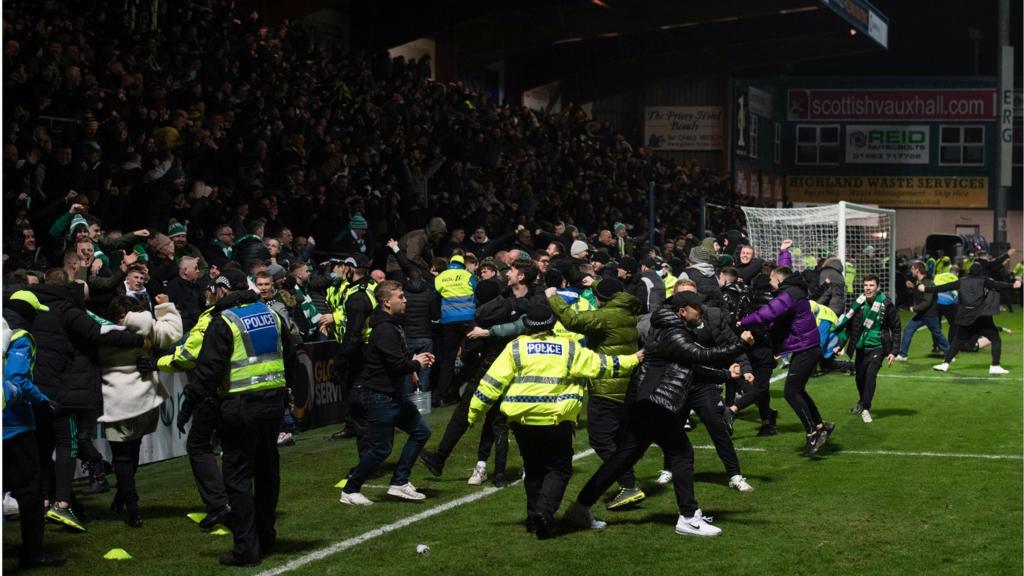 Scottish Premiership: Rangers v St Johnstone & Ross County v Celtic ...