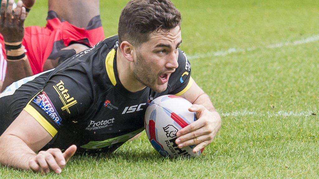 Warrington Wolves: Toby King to remain with Super League side until ...