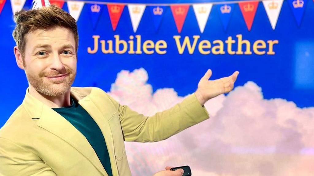Platinum Jubilee: What will the weekend weather be? - BBC Newsround