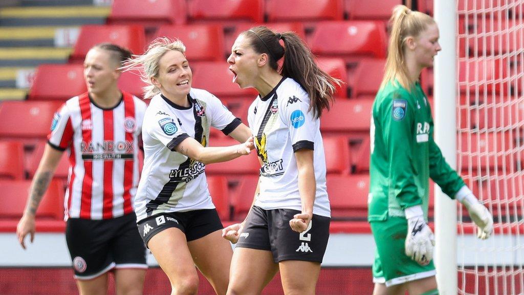 Ellie Mason: Northern Ireland international signs for Birmingham City ...