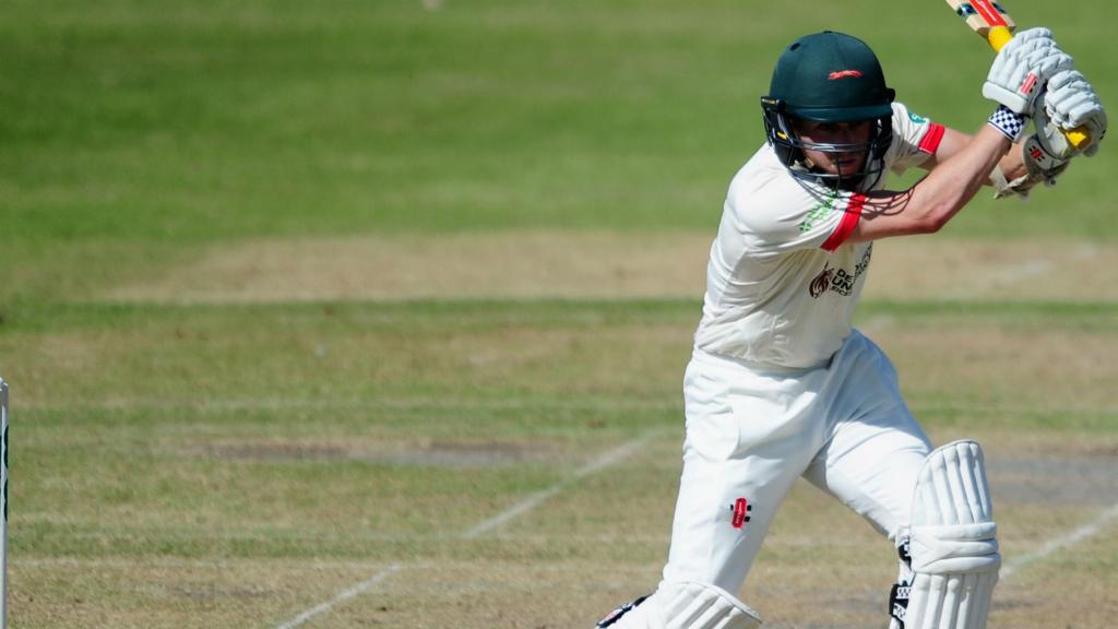 County Championship: Leicestershire v Sussex - day two - BBC Sport