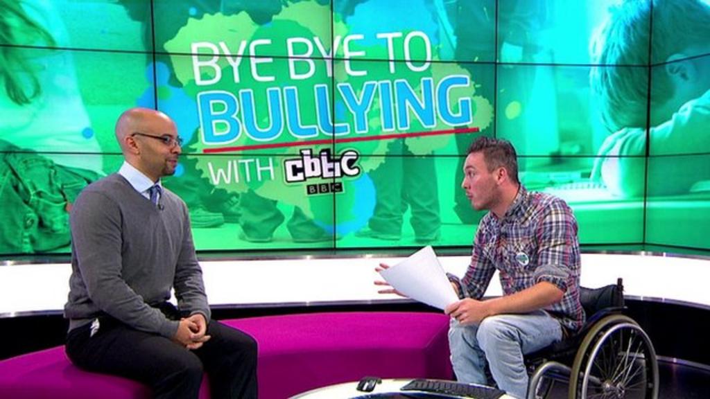 What is homophobic bullying? - BBC Newsround