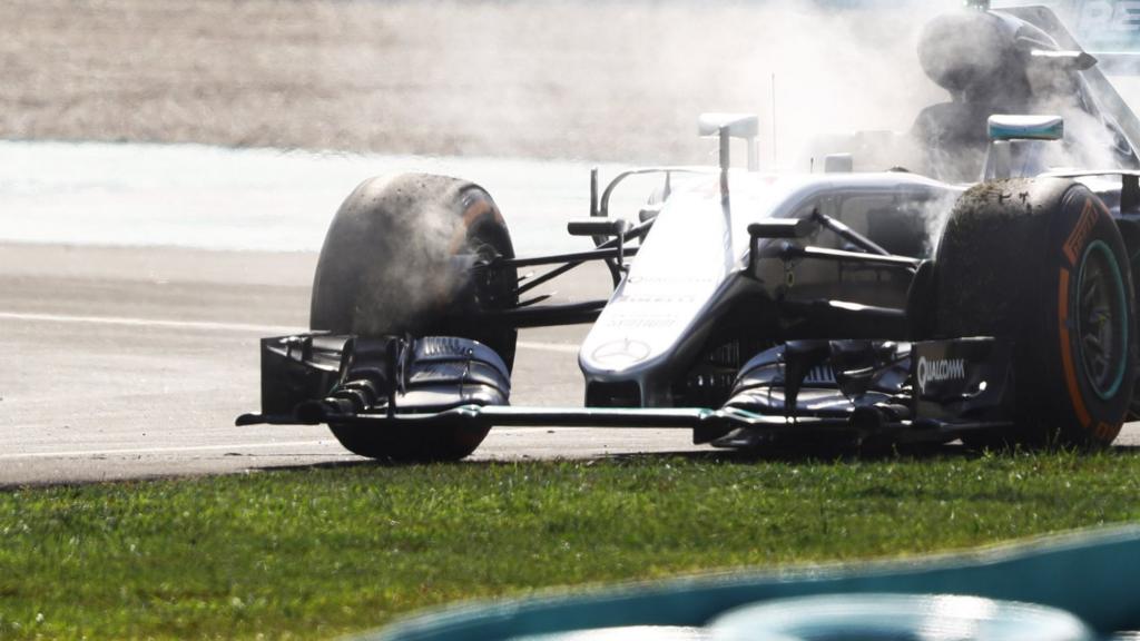 Lewis Hamilton retires with engine fire, Ricciardo wins in Malaysia ...
