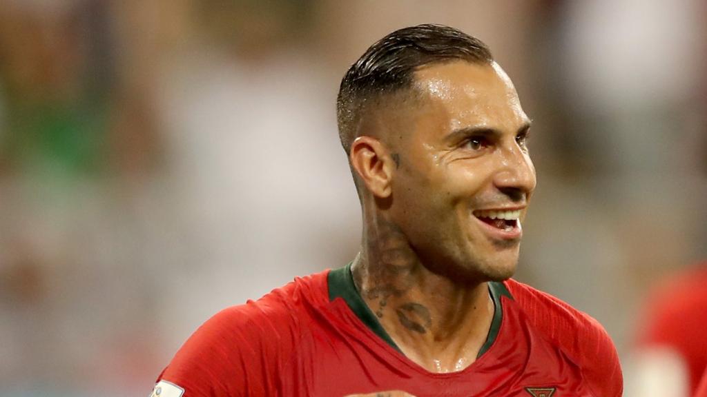 Ricardo Quaresma Quaresma Strike Knocks Out Napoli World Soccer