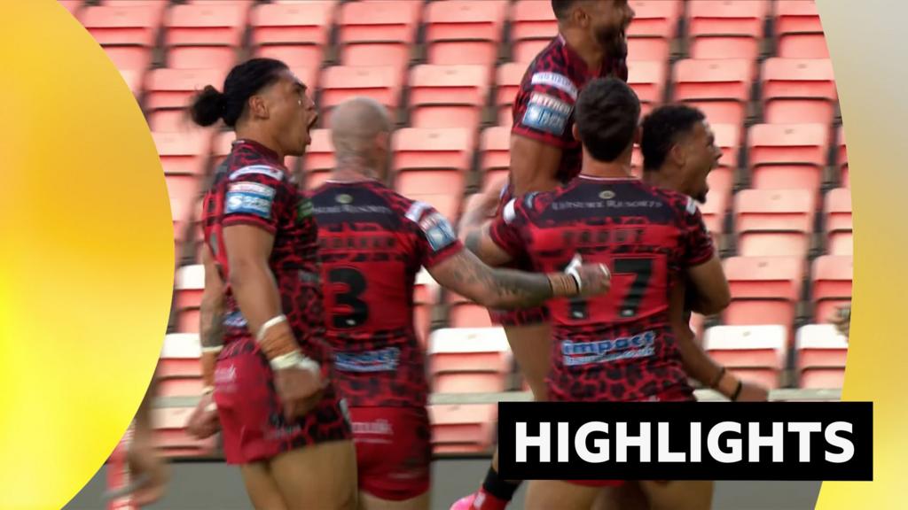 Super League: Leigh Leopards 40-12 Salford Red Devils highlights - BBC Sport