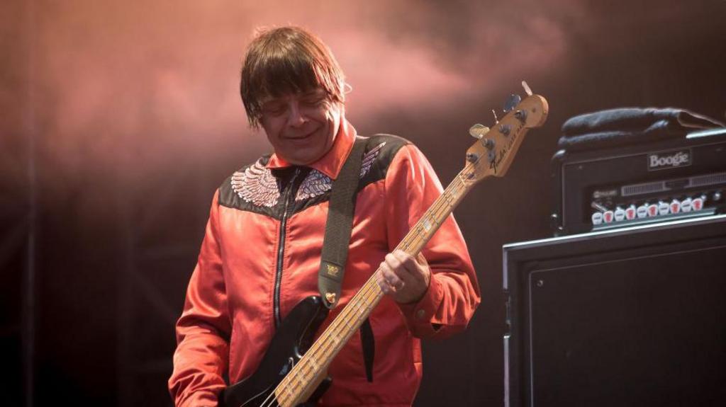 Mani's funeral: Mourners to gather to remember The Stone Roses and ...