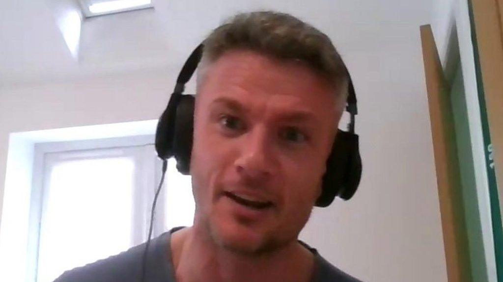 Y Coridor Ansicrwydd: Angelina Jolie a Delia Smith - BBC Cymru Fyw