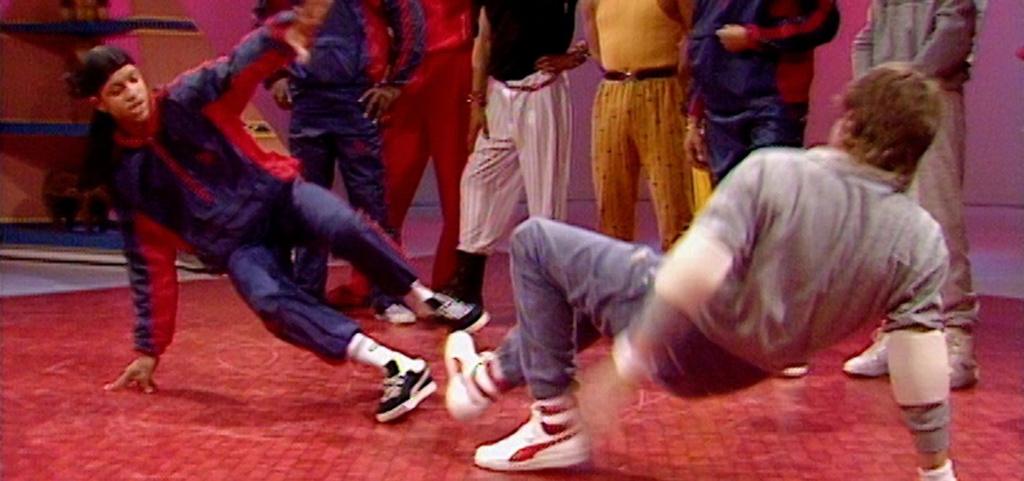 Breaking: Blue Peter lesson on future Olympic breakdancing moves - BBC