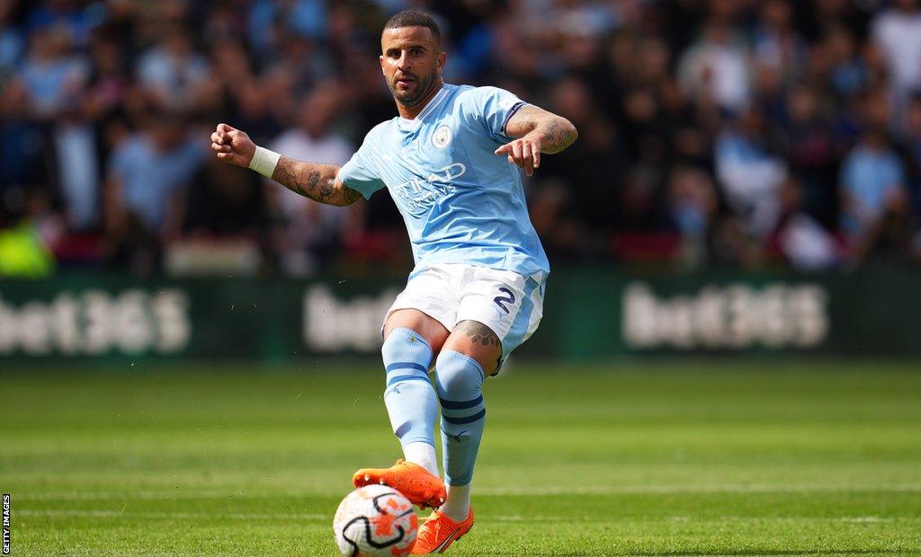 Kyle Walker: Manchester City defender says he was 'close' to joining ...