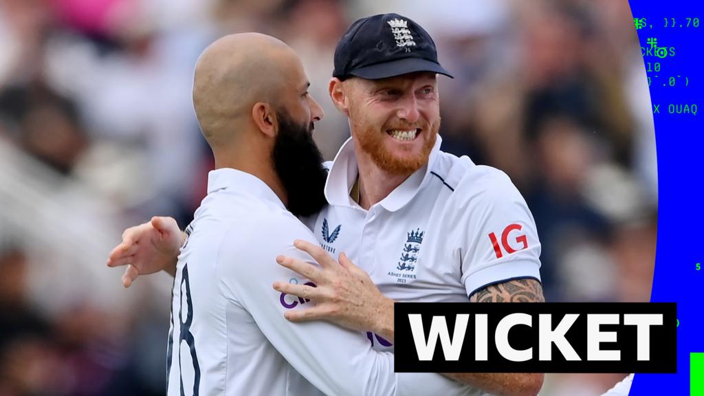 The Ashes 2023: Moeen Ali removes Travis Head for 16 - BBC Sport