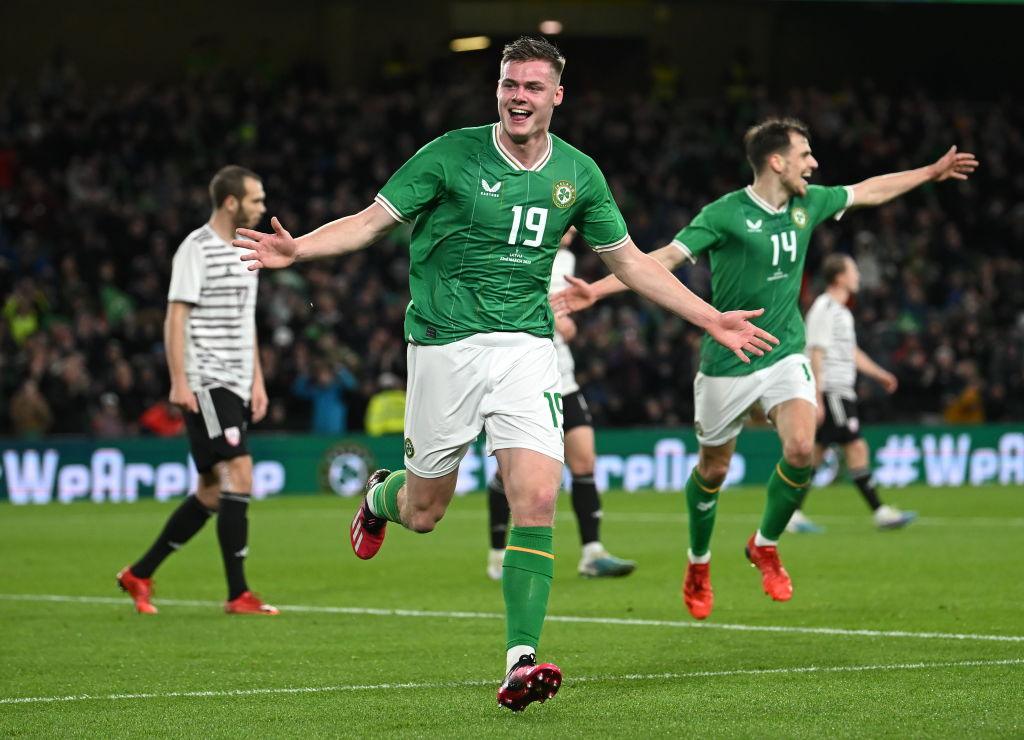 Evan Ferguson: Brighton striker gets Republic of Ireland goal - BBC Sport