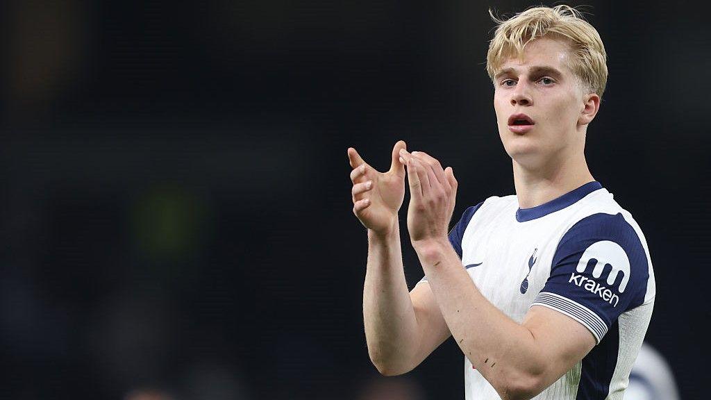 Tottenham news: Lucas Bergvall signs new contract - have your say - BBC ...
