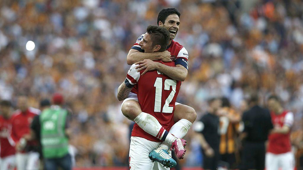 Arsenal news: Arteta 'the link between Wenger and players' - Giroud ...