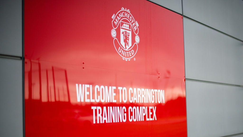 Manchester United news: Carrington refurbishment announced - BBC Sport