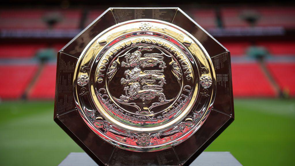 Community Shield: Salford City boss confused by Man Utd v Man City ...
